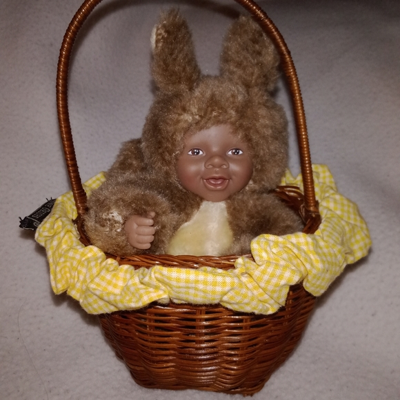 Anne Geddes | Toys | Anne Geddes Baby Squirrel Plush In Basket ...